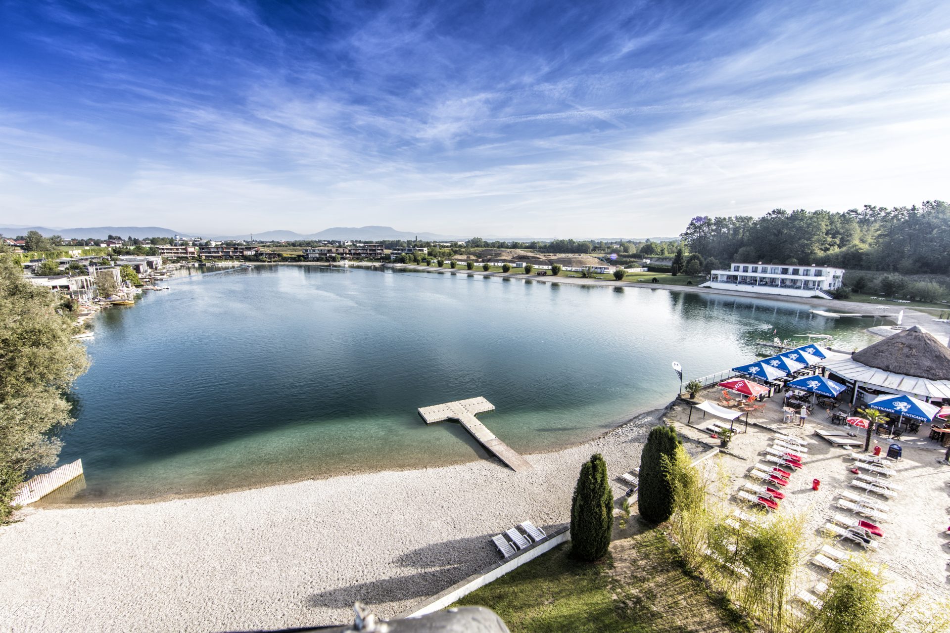 Anlegen an der Copacabana. Lakeside Living. Fast in Graz. STYLISH AUF ...